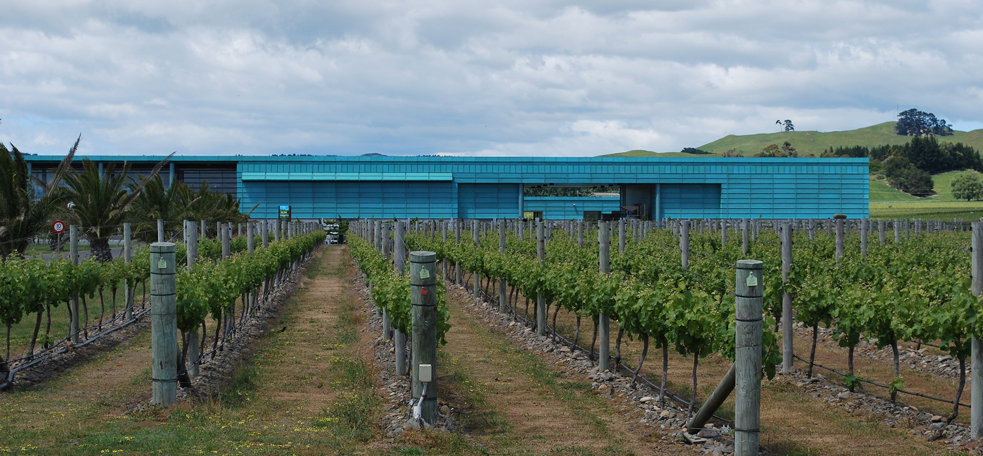 Euro Wall Flat Panel System Horizontal - Metal Design Solutions Ltd