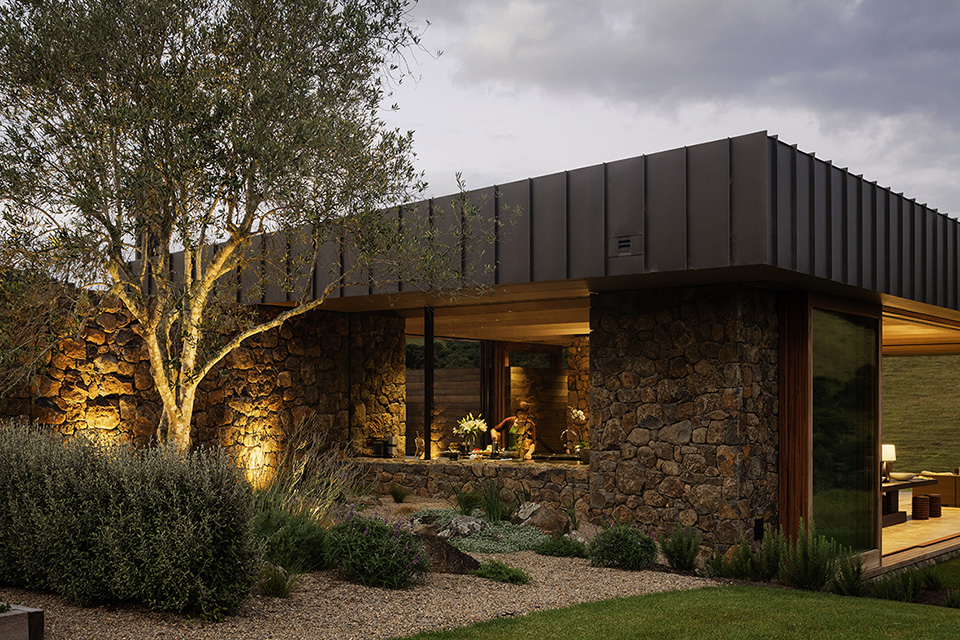 Euro Roof SnapLock - Metal Design Solutions Group Ltd